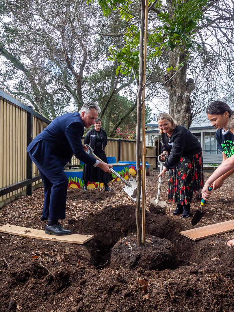 Rangi-mata-rau • Point Chevalier School